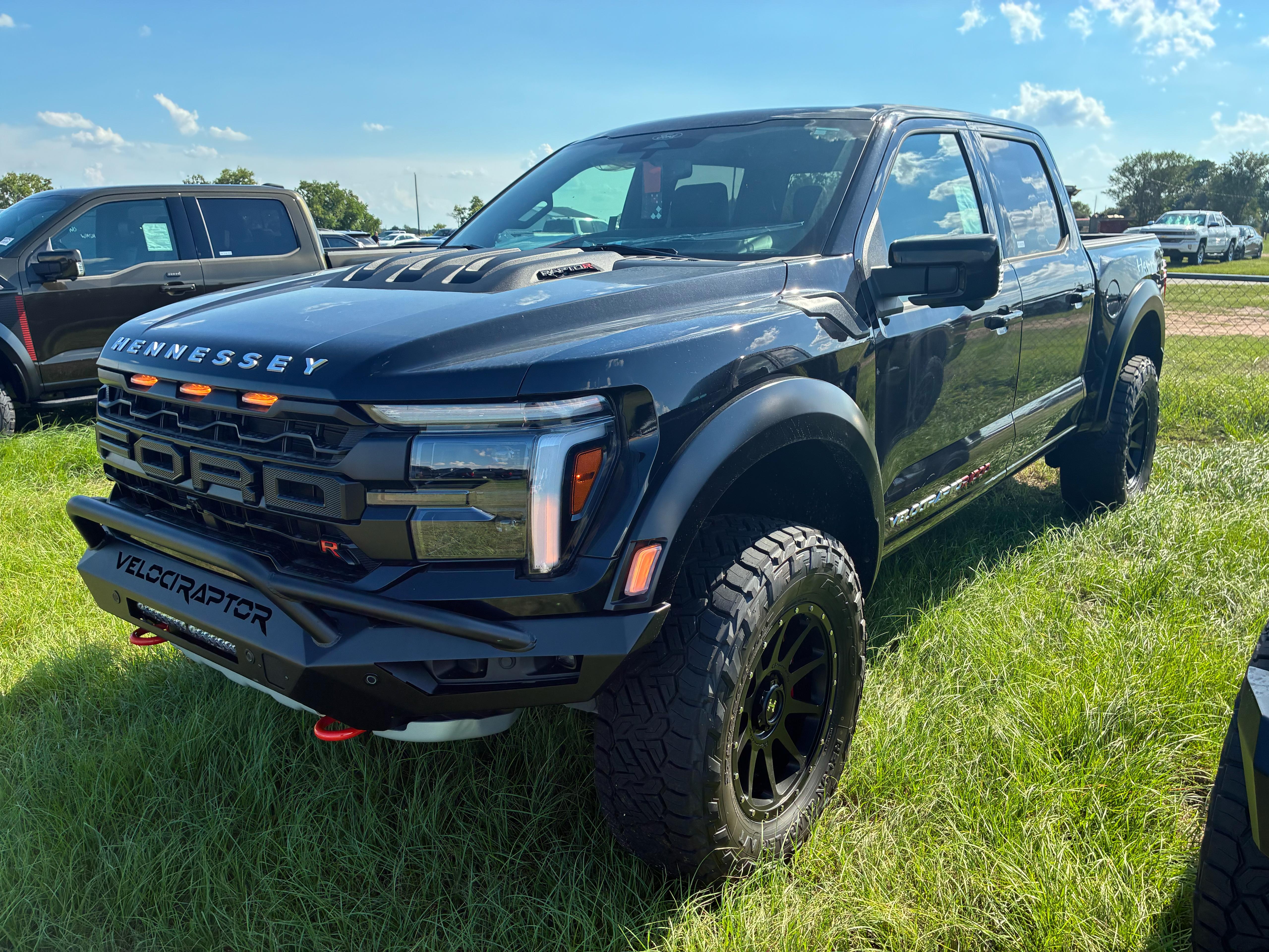 Ford F-150 Raptor R Hennessey VELOCIRAPTOR 1000 л.с. | Купить под заказ ...
